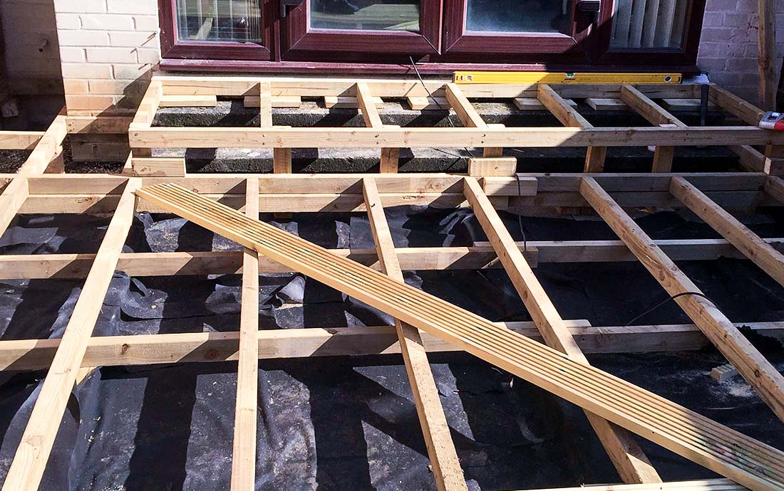 Professional decking installation and repair by Fantastic Services