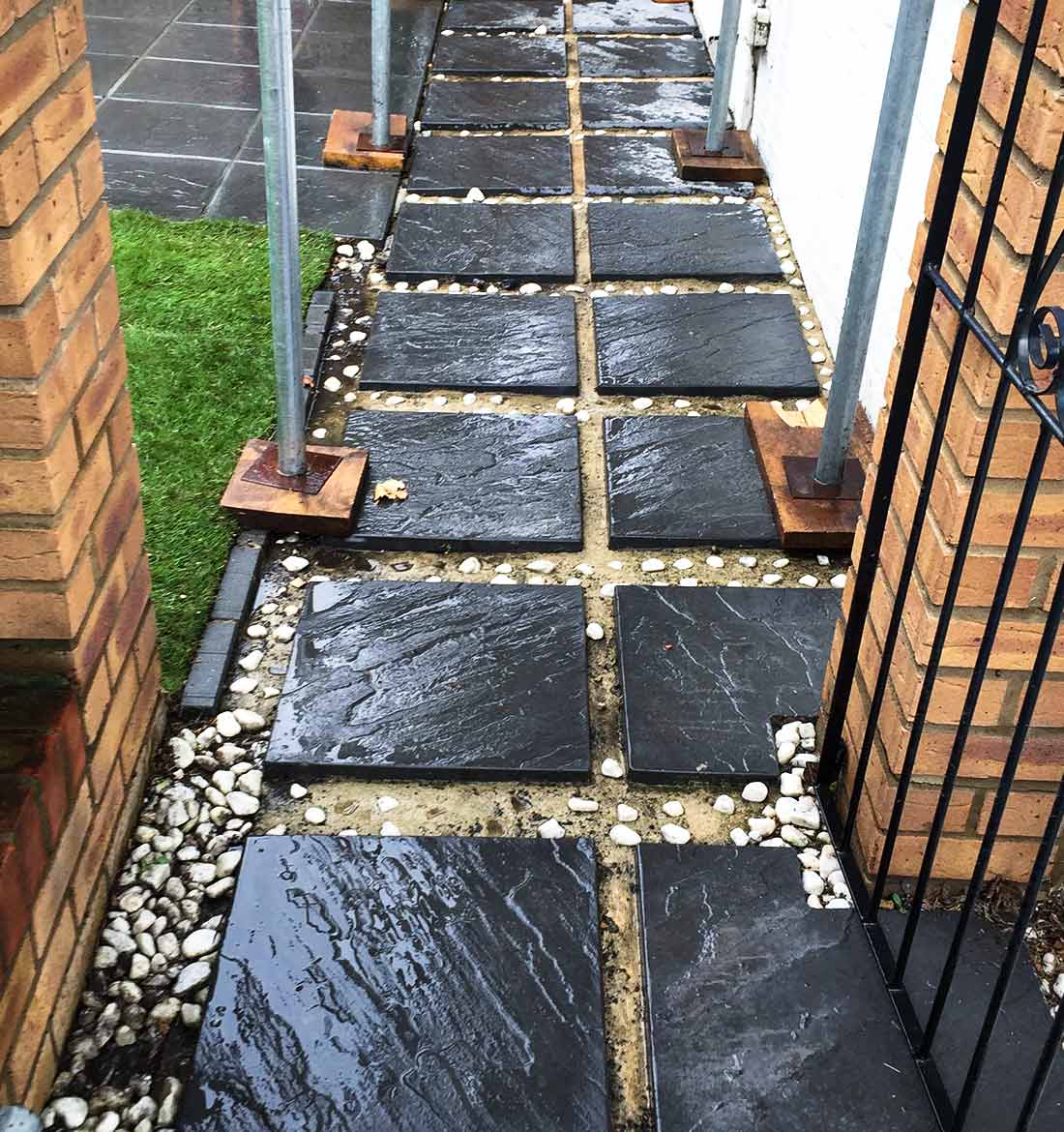 Fantastic Services: Driveway paving and patio laying in London