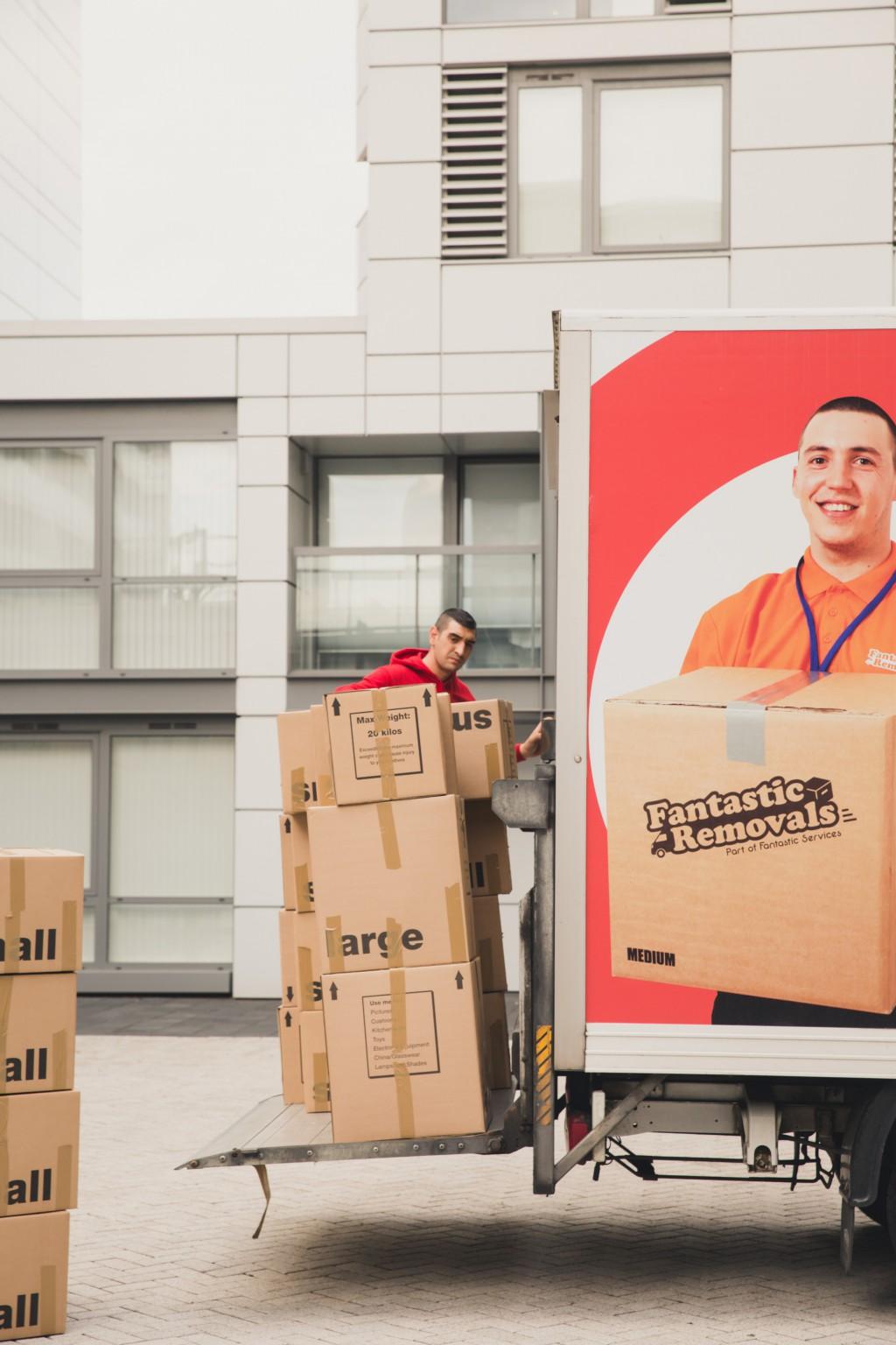 International Removals Service from and to the UK | Fantastic Services