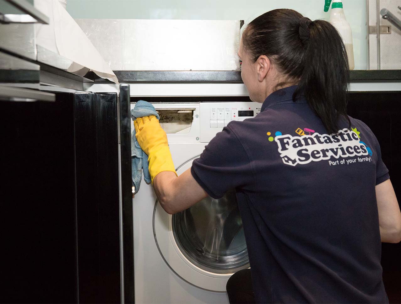Expert Appliance Cleaning in London by Fantastic Services
