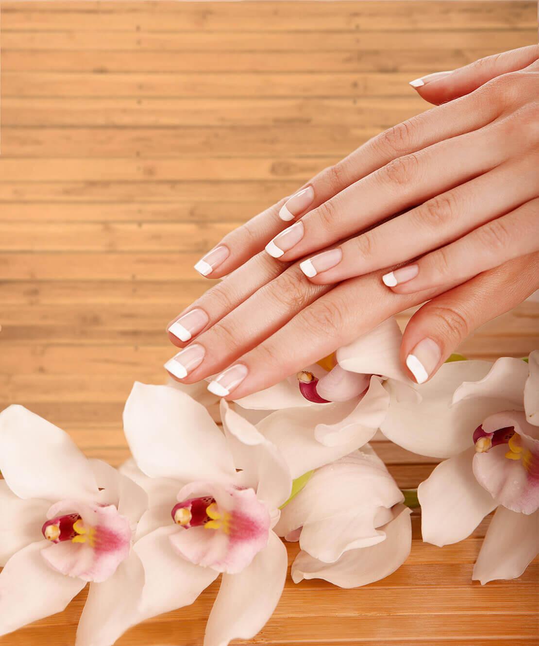 Expert Mobile Nail Technicians in London | Fantastic Services