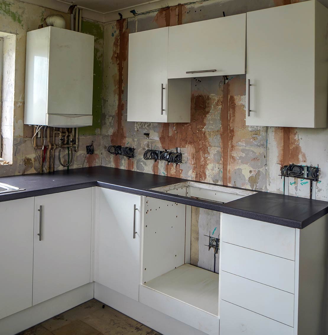 Electrical Rewiring Services in London | Fantastic Services