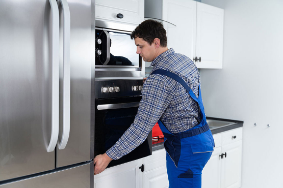 Electric and gas cooker installation in London | Fantastic Services