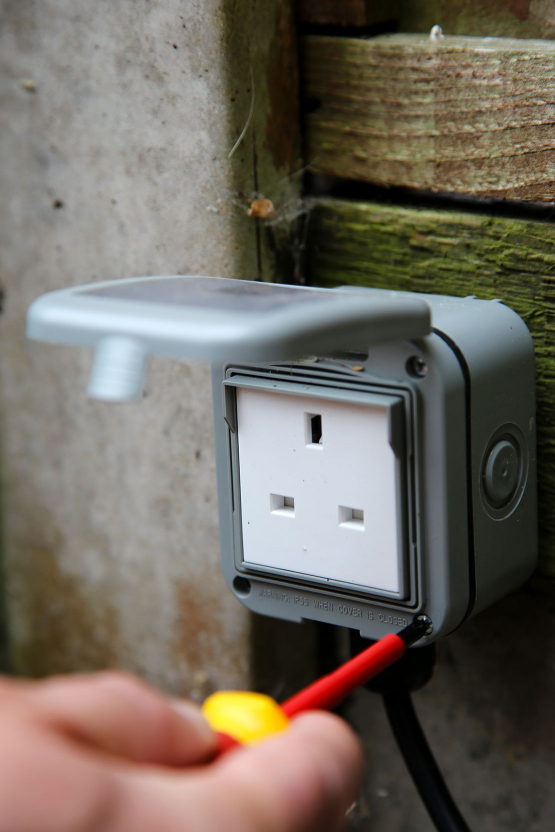 Switches and Sockets Installation in London | Fantastic Services