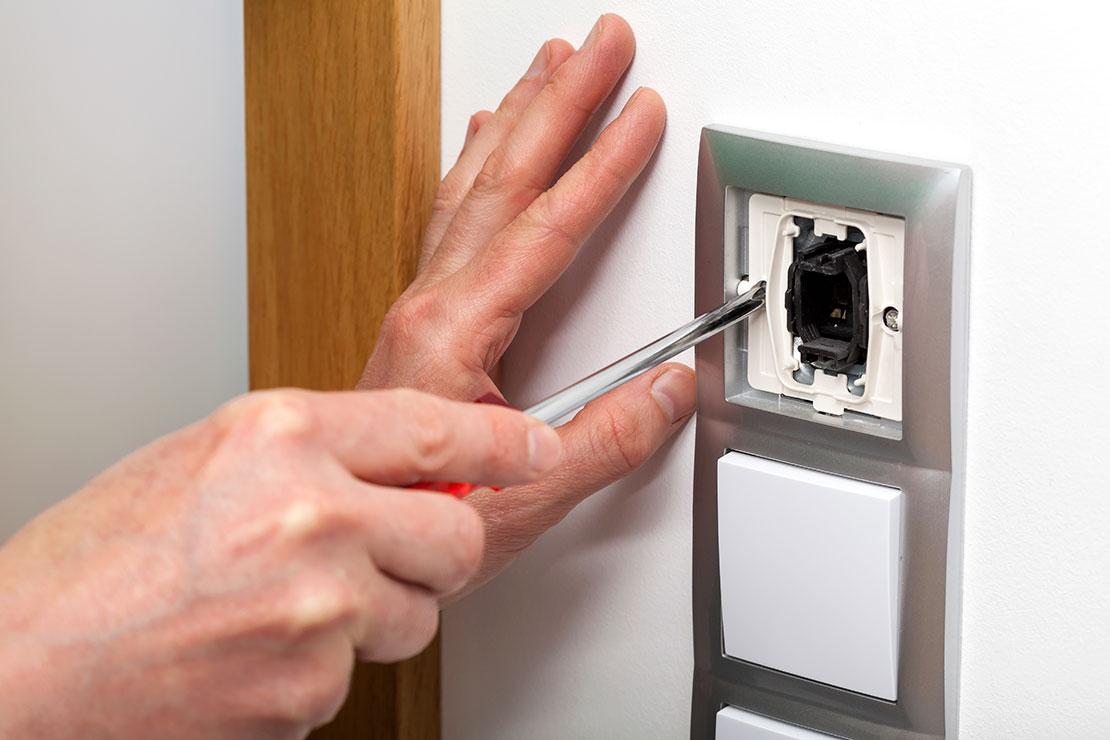 Switches and Sockets Installation in London | Fantastic Services