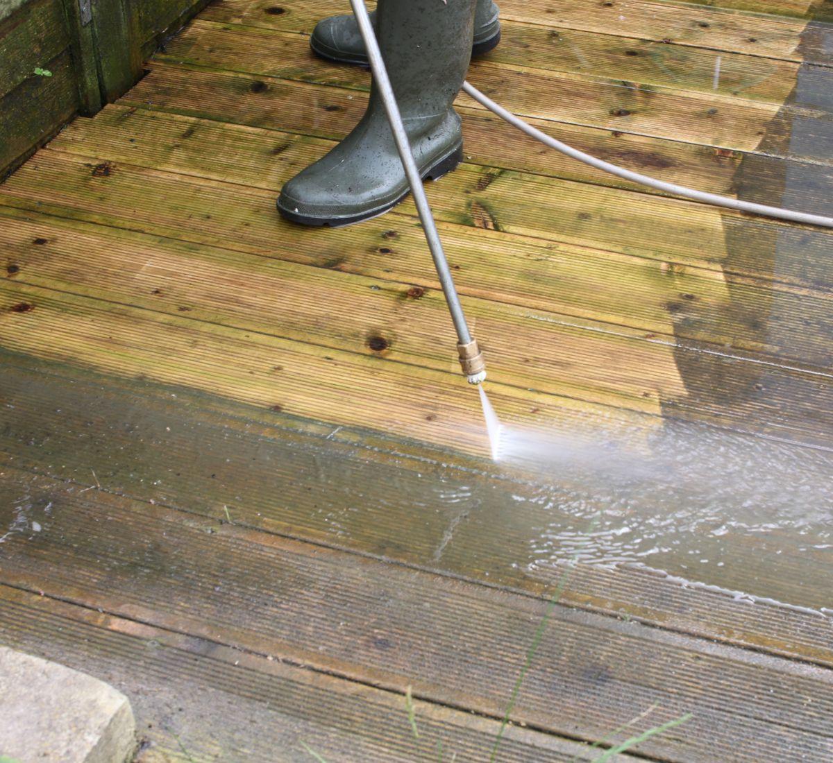Patio Cleaning and Pressure Washing Croydon | Paving Jet Washing